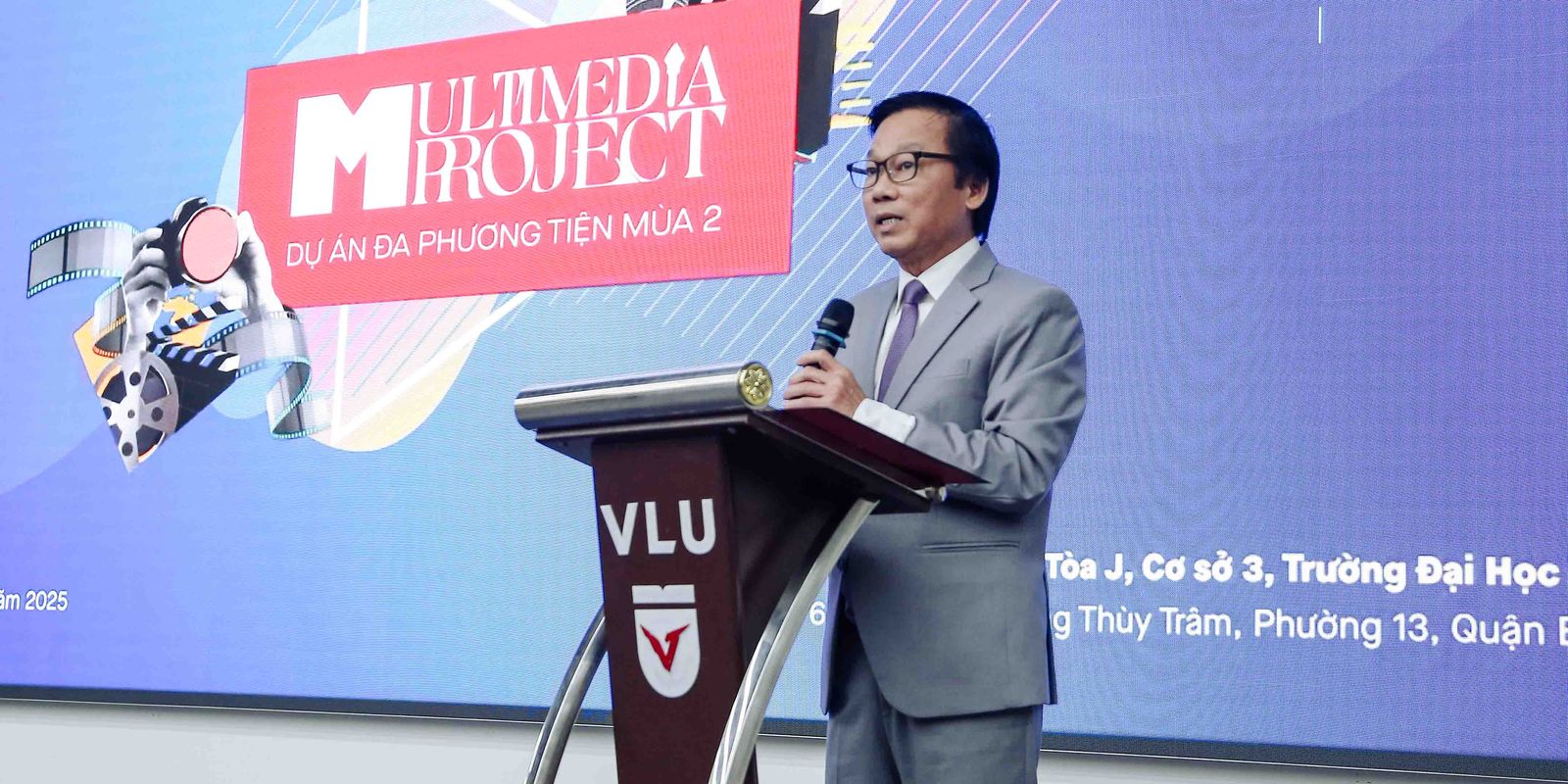 Khoa Quan hệ Công chúng - Truyền thông ký kết MOU với 100 doanh nghiệp ...