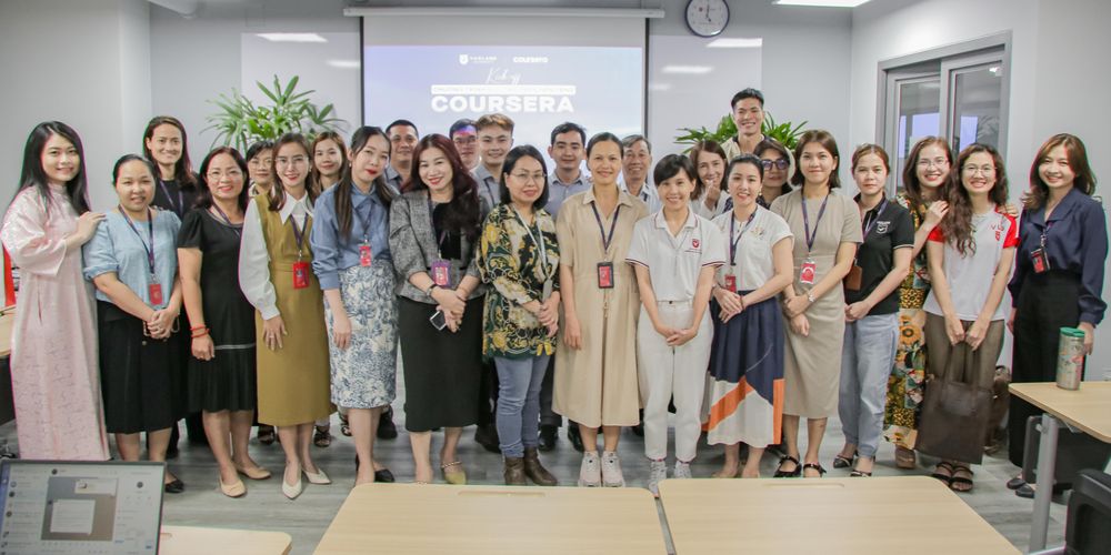 Kick-Off chương trình học tập trên nền tảng Coursera