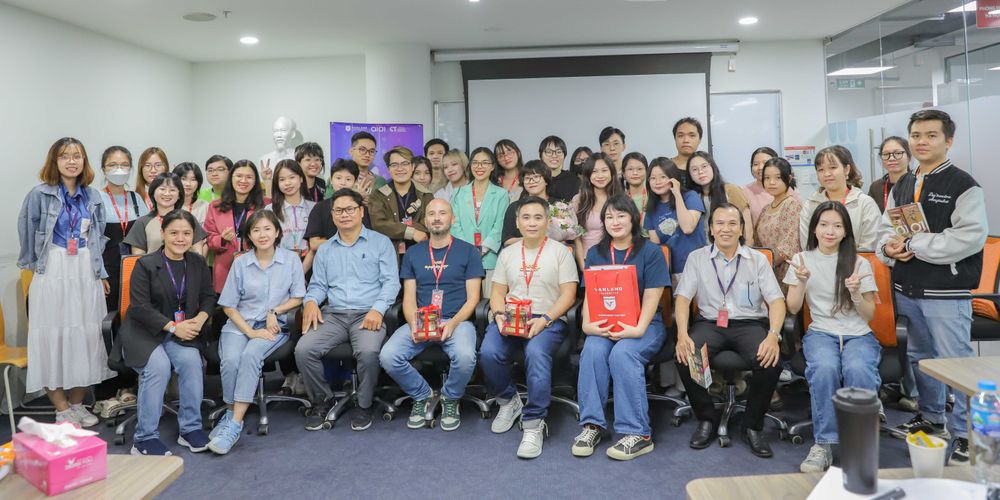 Sinh viên Công nghệ Sáng tạo khám phá ngành công nghiệp SFX cùng Bad ...