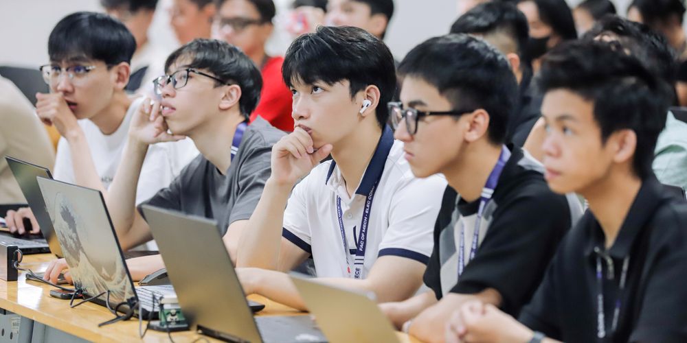 Students of the faculty of Mechanical - Electrical & Computer Engineering study on the GitHub ...