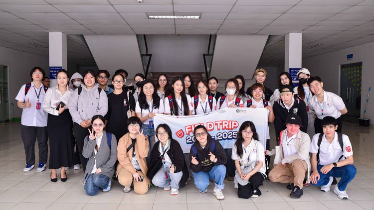 Students from the International Education Institute at Van Lang ...