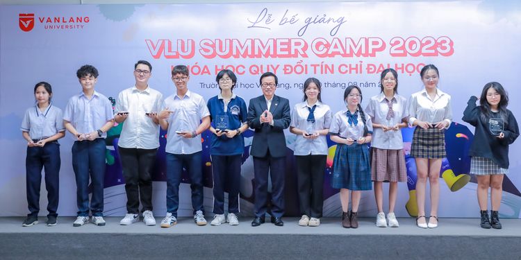 Closing Ceremony of VLU Summer Camp 2023: A meaningful Summer Experience at Van Lang University
